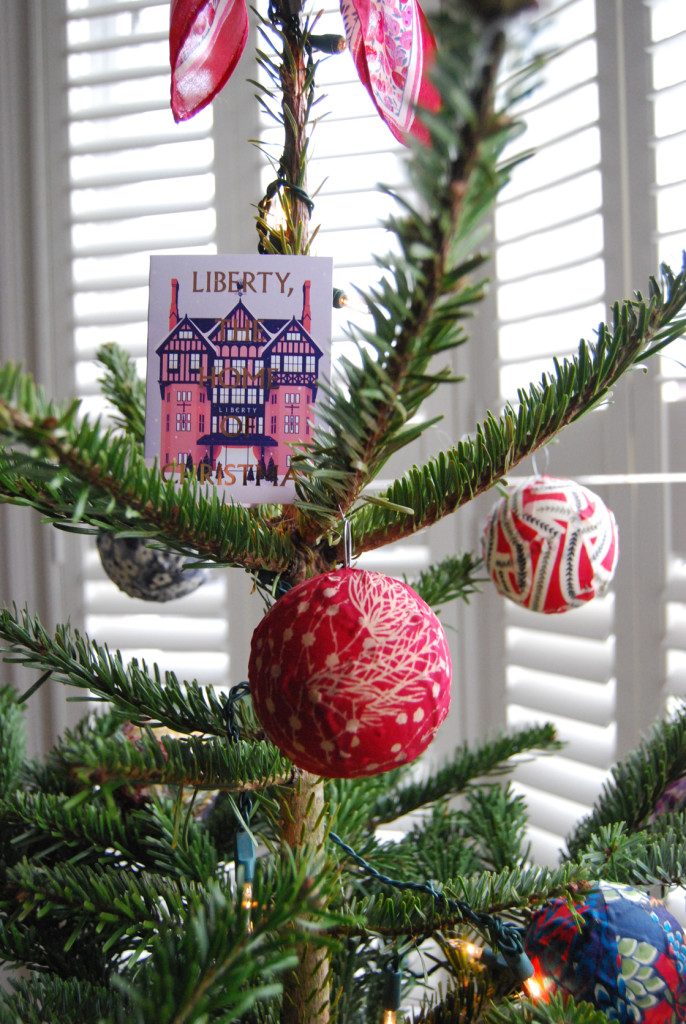 How to make a Liberty inspired Christmas tree – Zest and Lavender